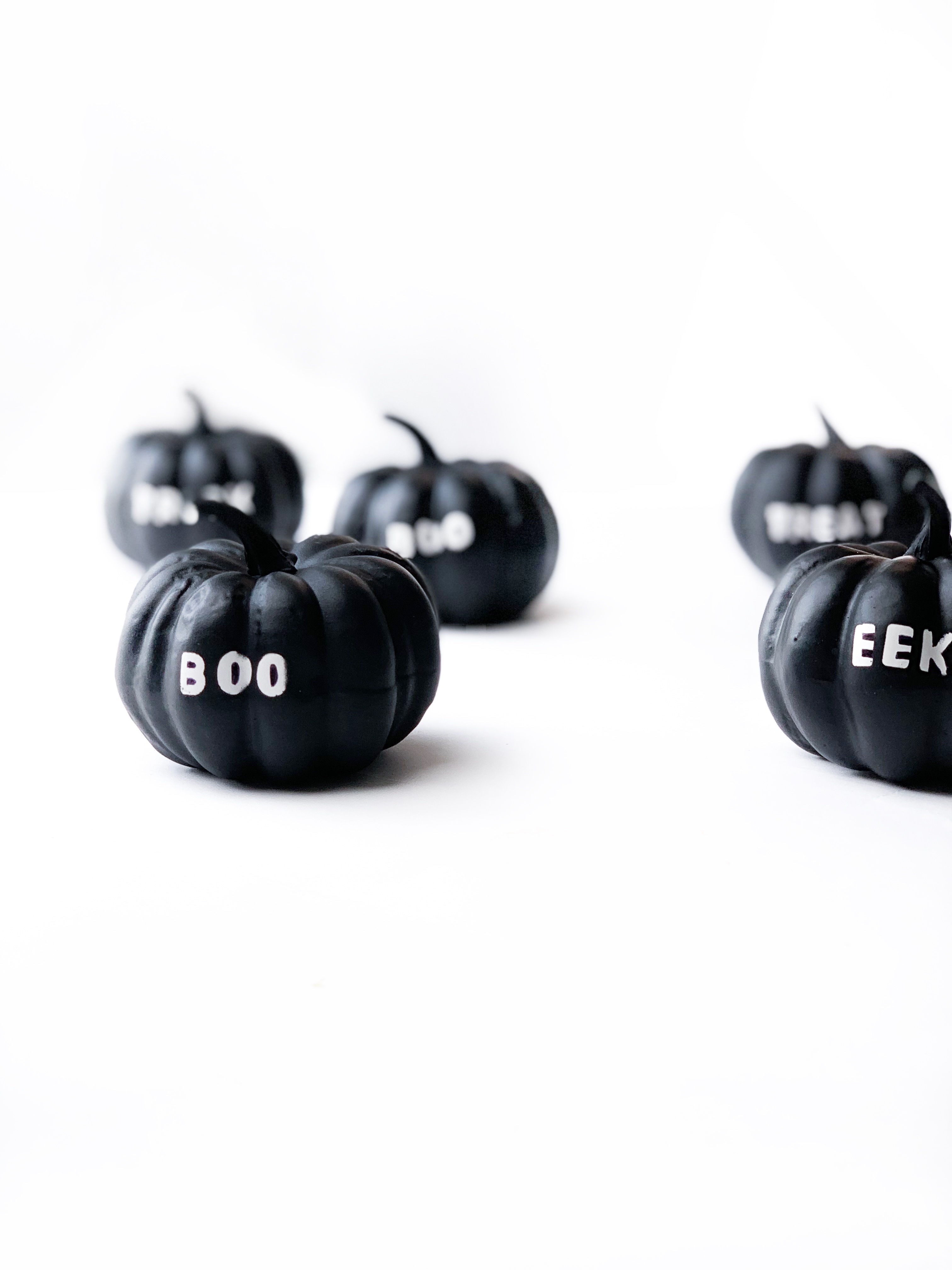 DIY: Message Pumpkins - Dwell & Dine