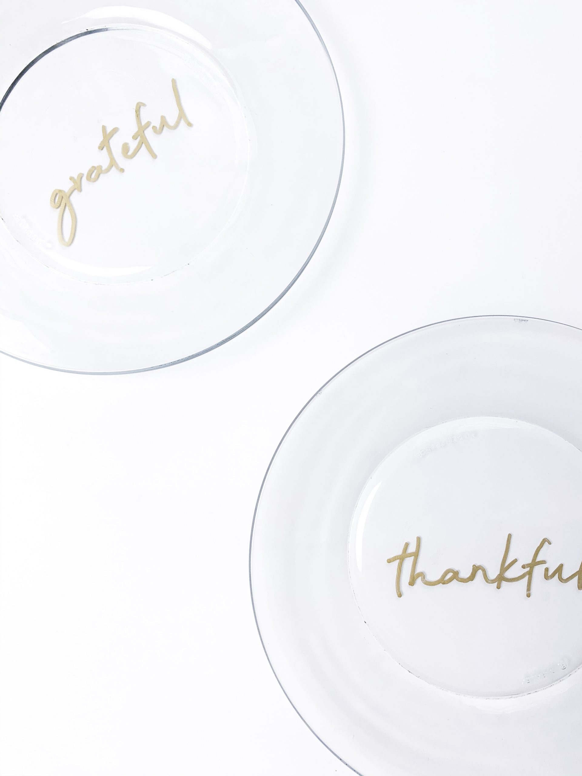 DIY: Thanksgiving Plates - Dwell & Dine