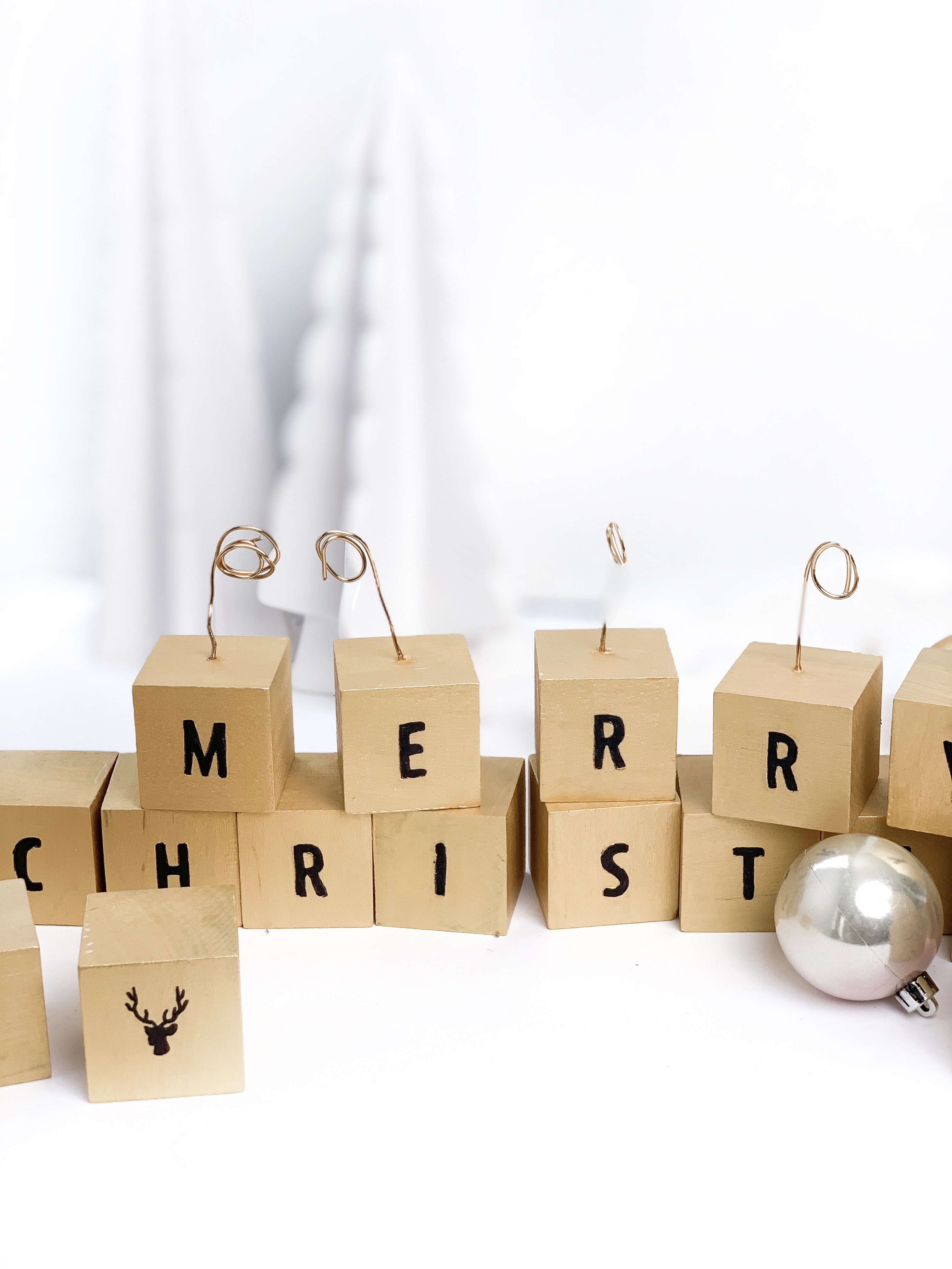 DIY Christmas Card Block Holders - Dwell & Dine