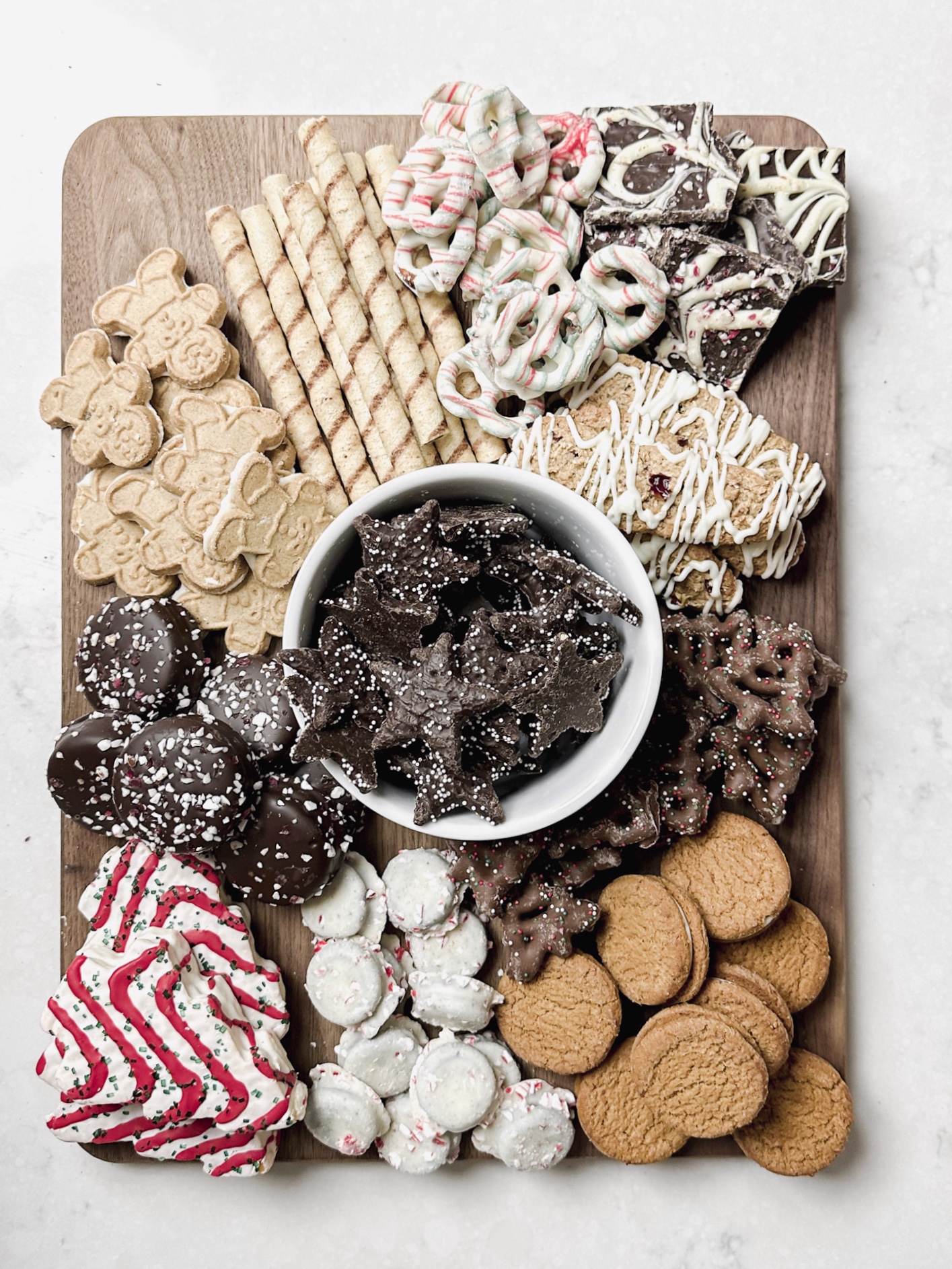 Effortless Elegance: Creating a Christmas Cookie Charcuterie with Store ...