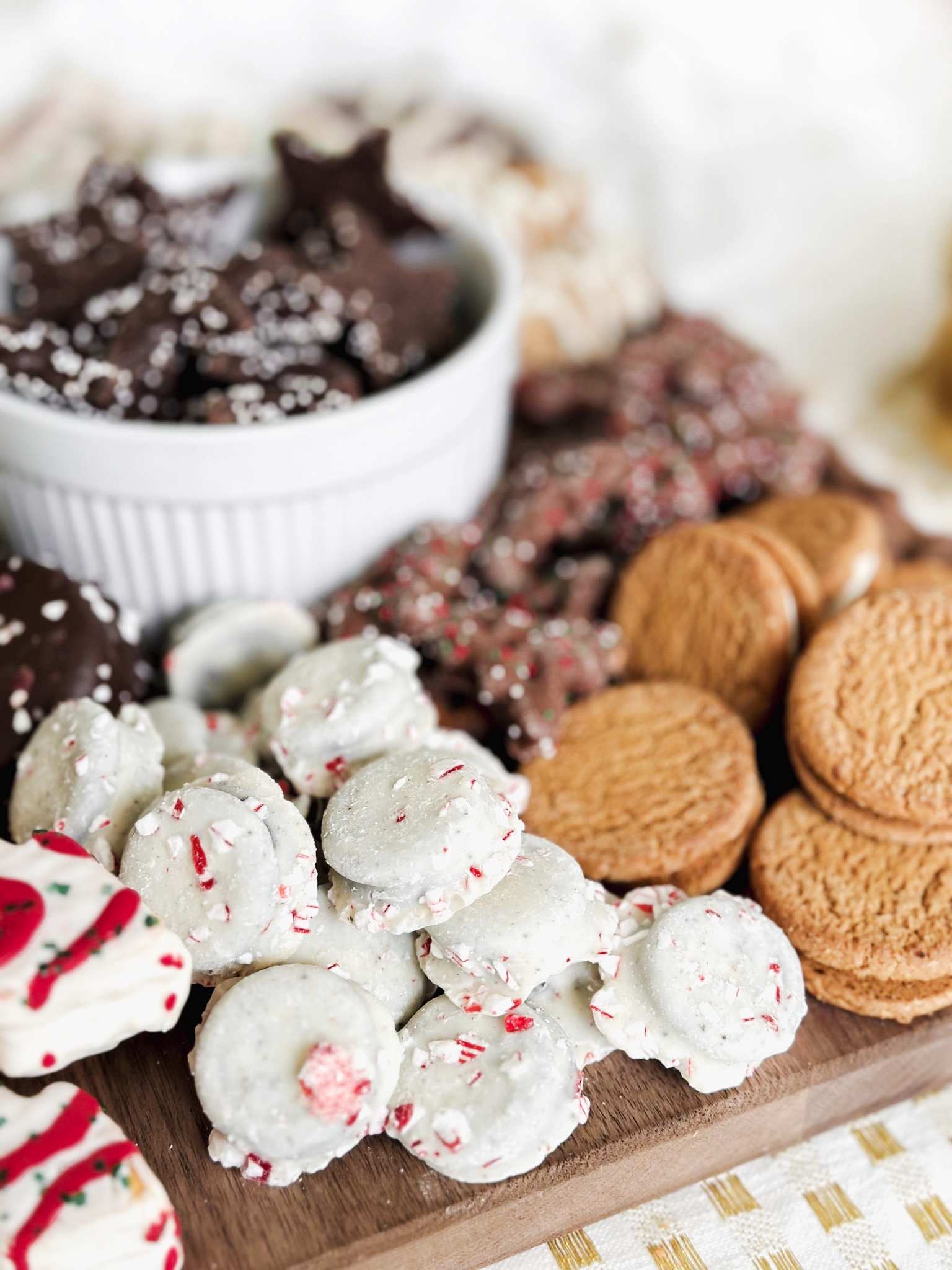 Effortless Elegance: Creating a Christmas Cookie Charcuterie with Store ...